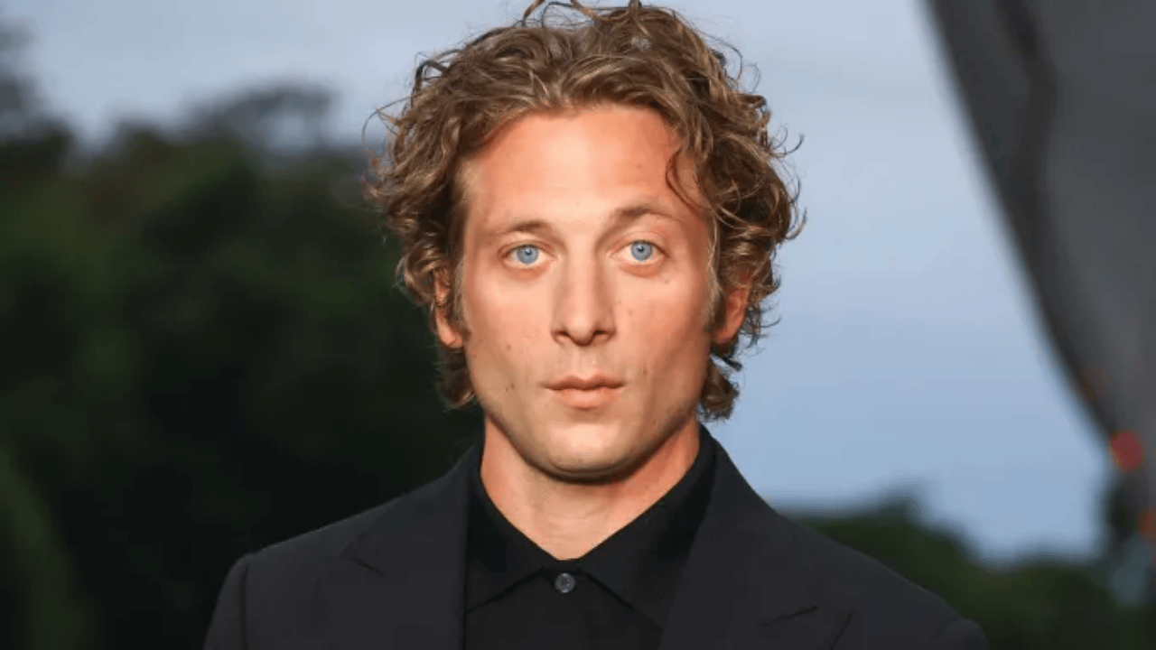 Jeremy Allen White Netflix'in Yeni Dizisinde Başrol Olacak! - Haberler ...