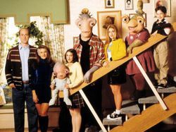 Aliens in the Family - Dizi 1996 - Beyazperde.com