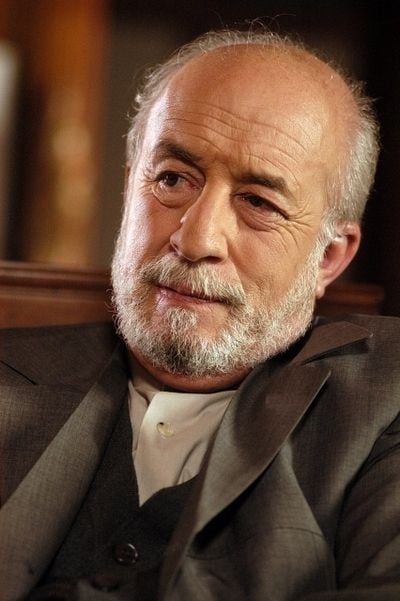 Emin Olcay - Beyazperde.com