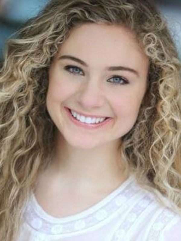 Lizzy Declement - Beyazperde.com