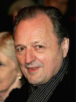 Peter Bowles - Beyazperde.com