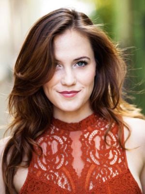 Leah Huebner - Beyazperde.com