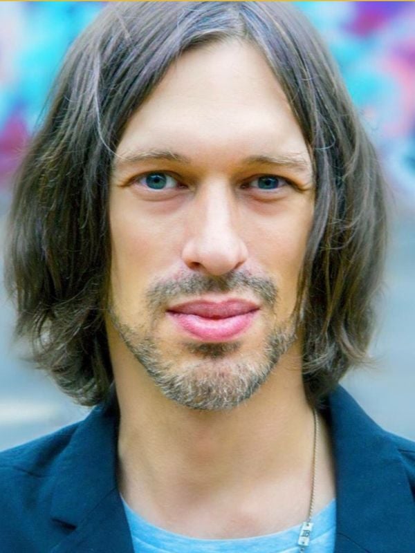 John Brodeur - Beyazperde.com