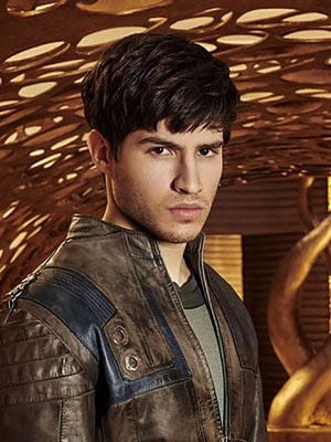 Cameron Cuffe - Beyazperde.com