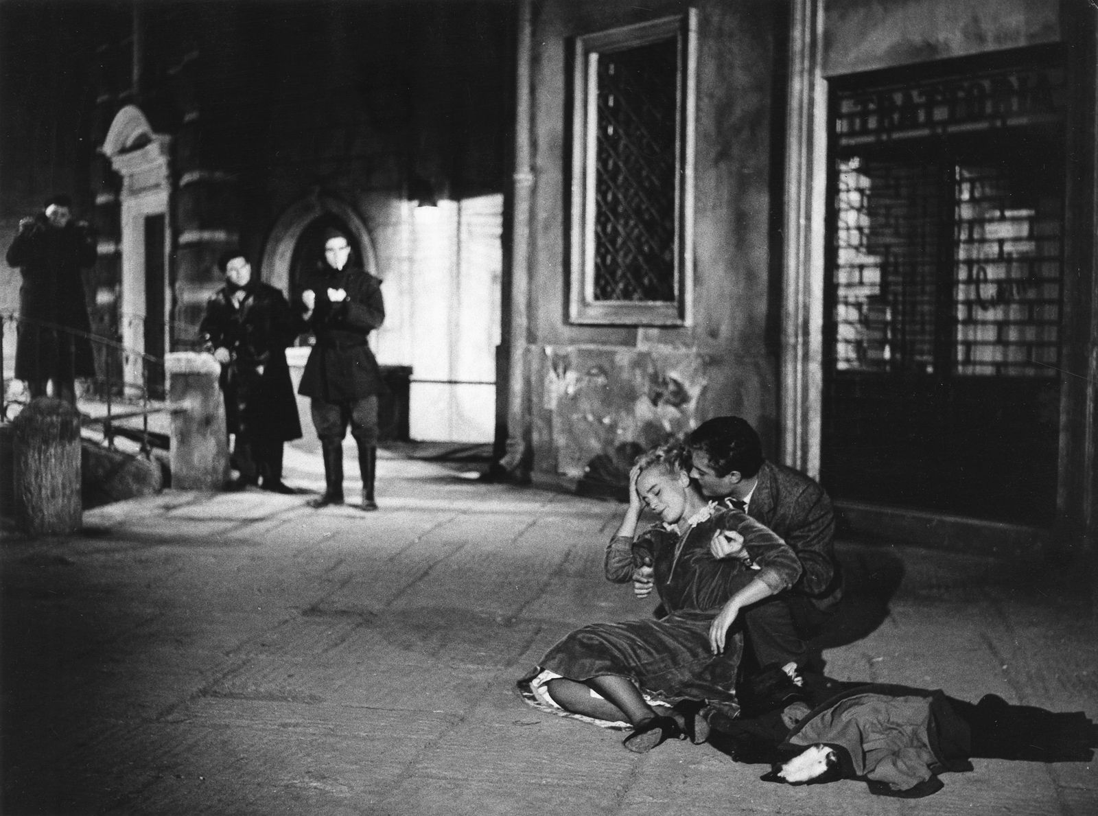 Beyaz Geceler resimleri - Fotoğraf 4 - Beyazperde.com