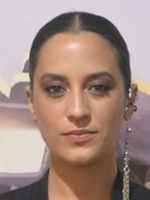 Azra Deniz Okyay - Beyazperde.com