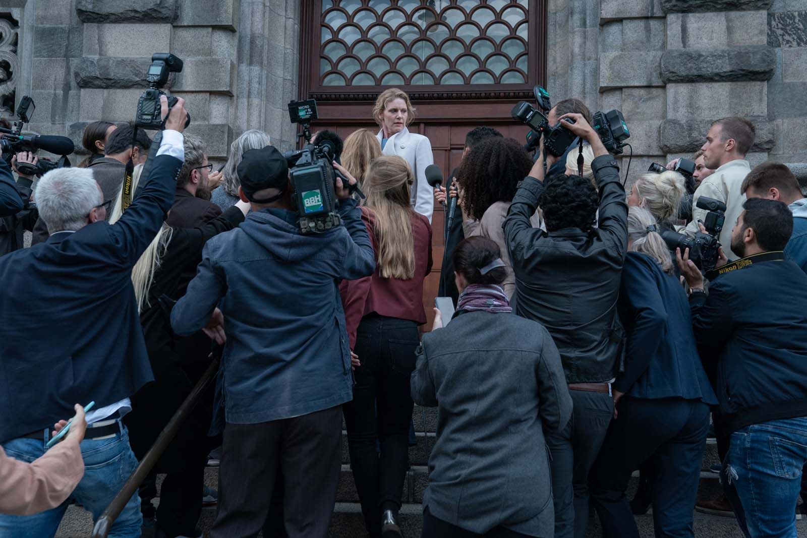 The Chestnut Man: The Chestnut Man : Fotoğraf isimlerini içeren 0 ...