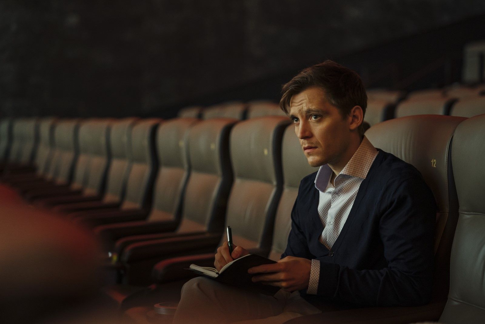 Jonas Nay resimleri - Tausend Zeilen : Fotograf Jonas Nay - Beyazperde.com