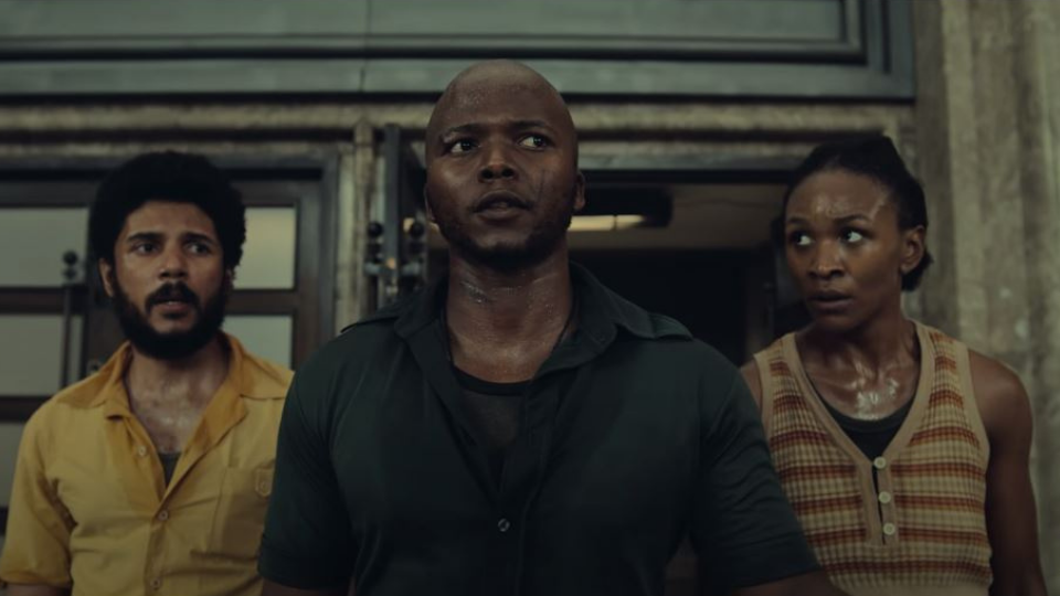 Silverton Siege Fragman - Beyazperde.com